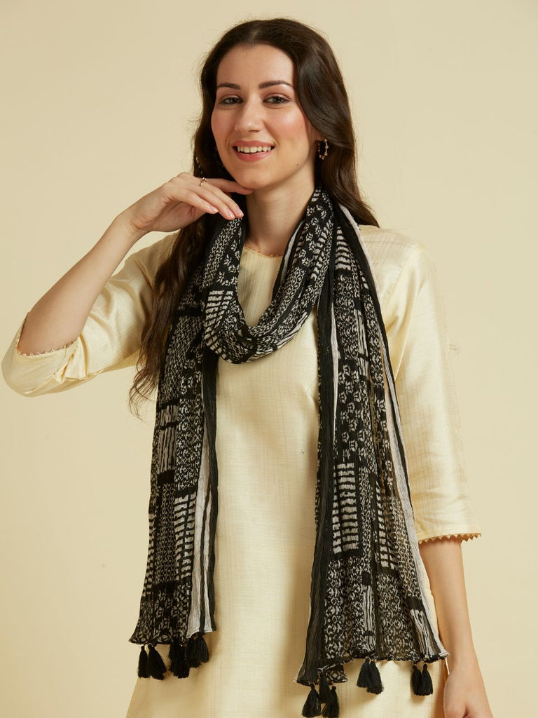 Blue & White Chiffon Dupatta with lace. Dupatta Bazaar